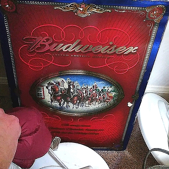 Budweiser | Other | Budweiser Limited Edition 2 Beer Mugs And Bottle Of ...